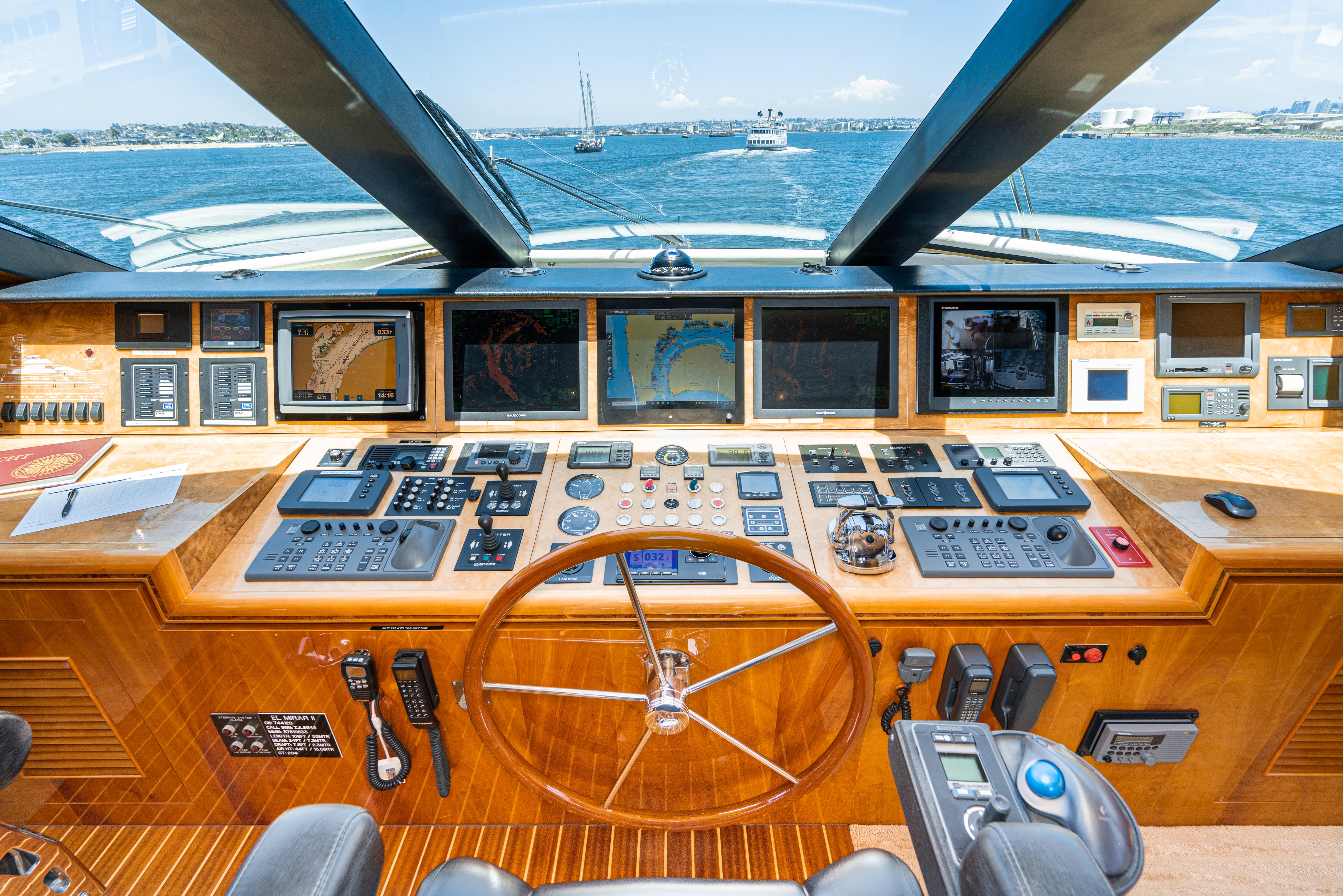 EL MIRAR II Yacht | Fraser