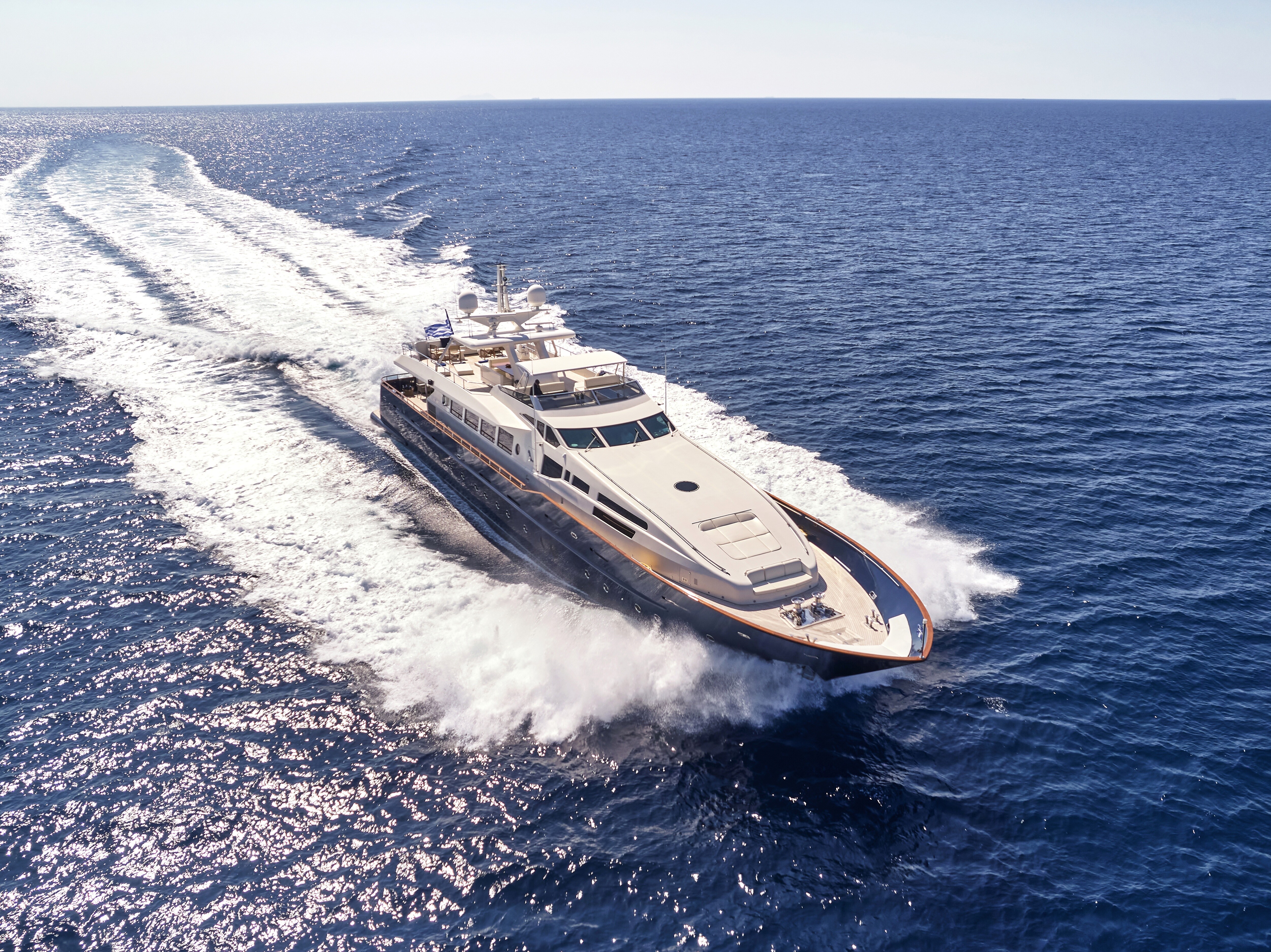 CONDOR A YACHT FOR CHARTER | FRASER