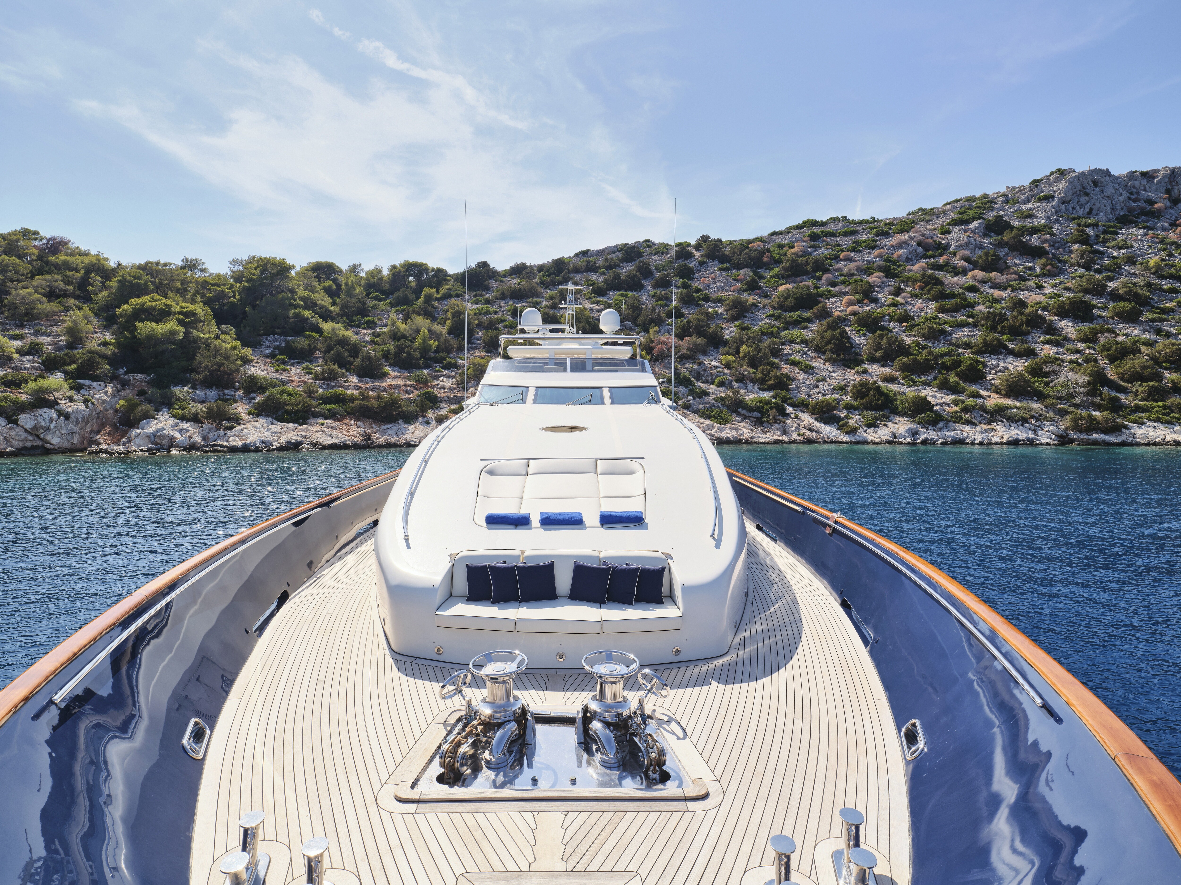 CONDOR A YACHT FOR CHARTER | FRASER