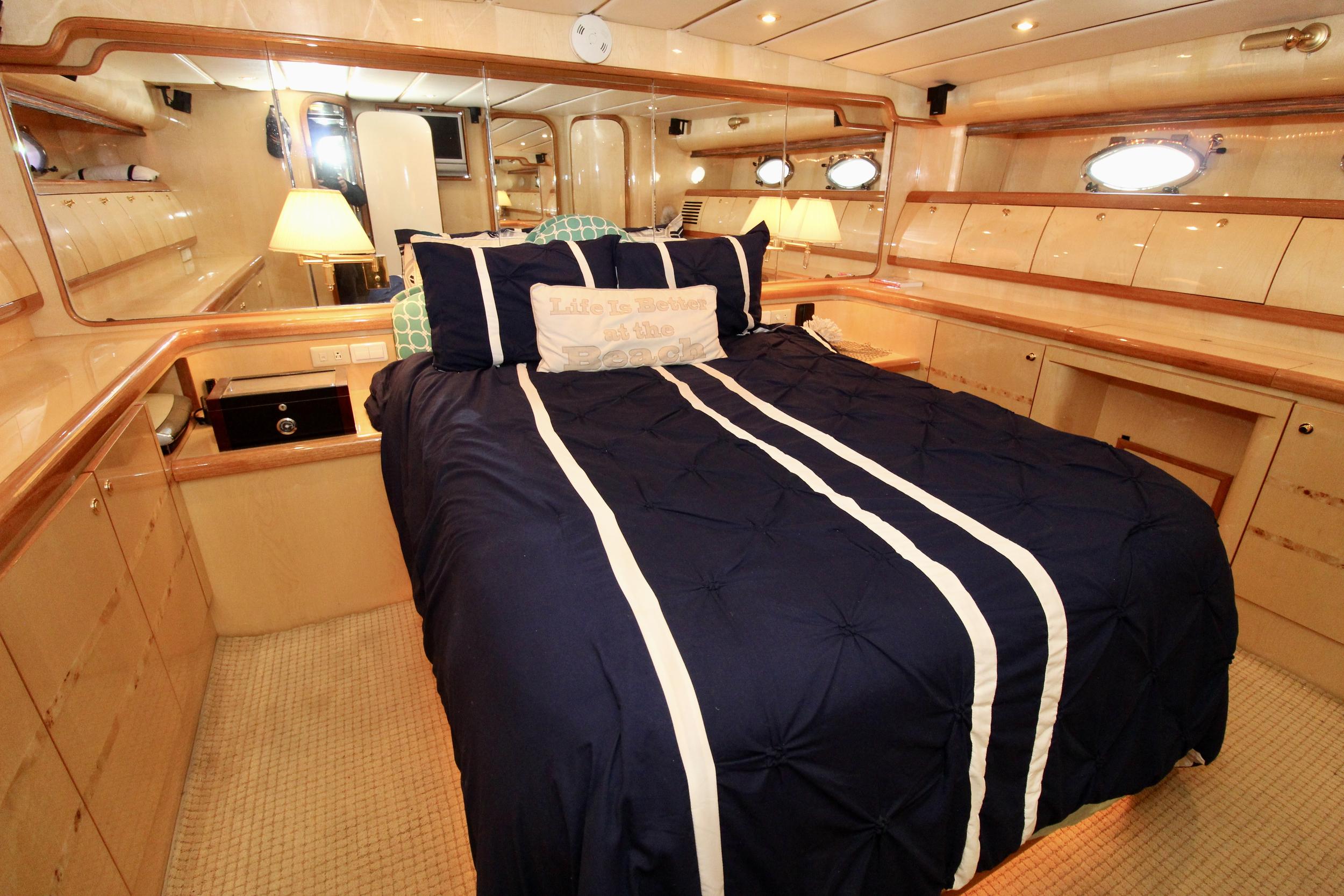 BUCKET LIST Yacht for Sale | Fraser