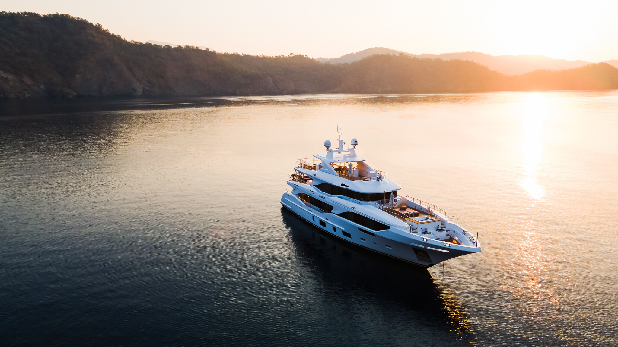 SUNRISE Yacht for Sale | Fraser