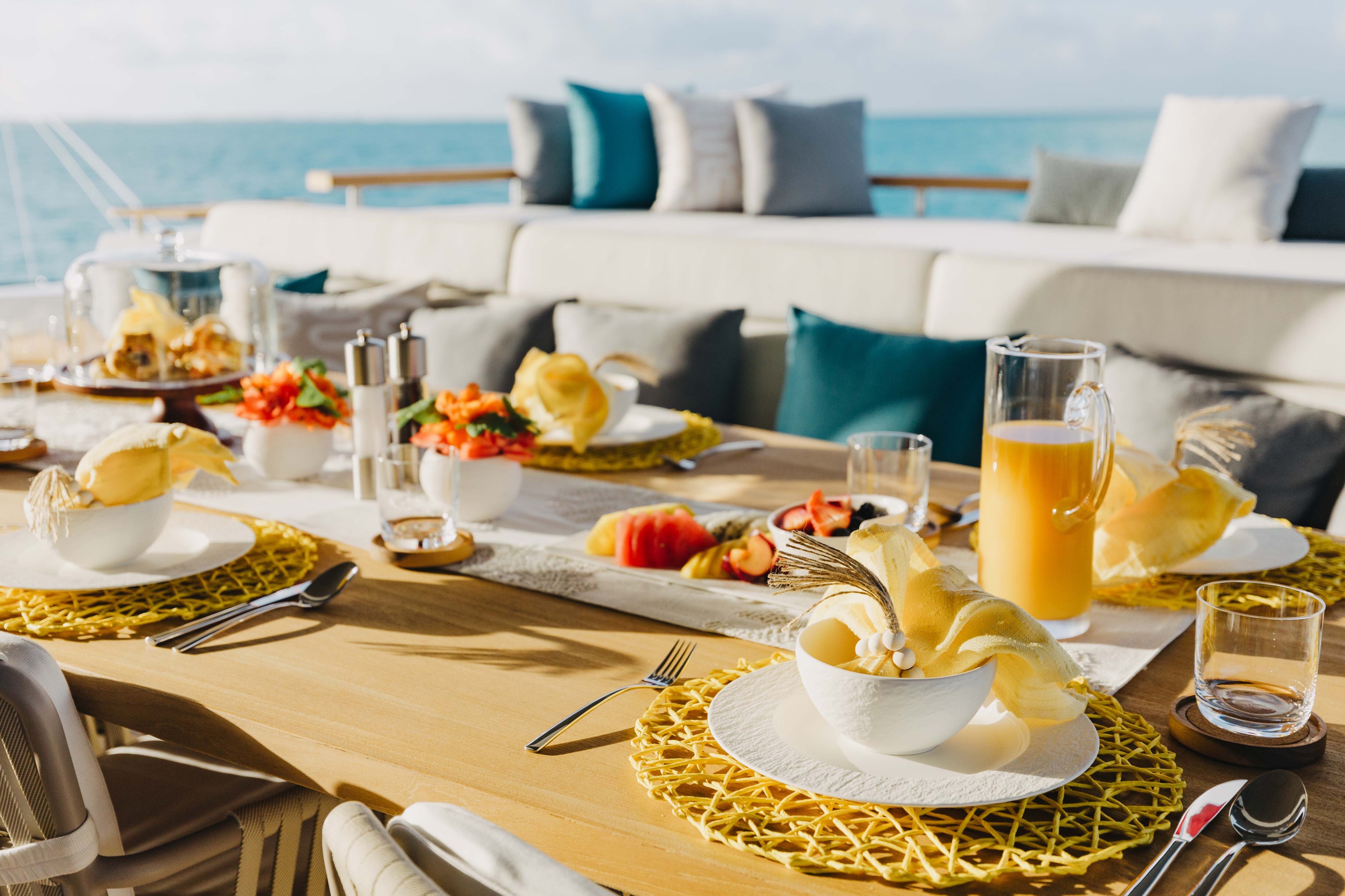 AMORE YACHT FOR CHARTER | FRASER