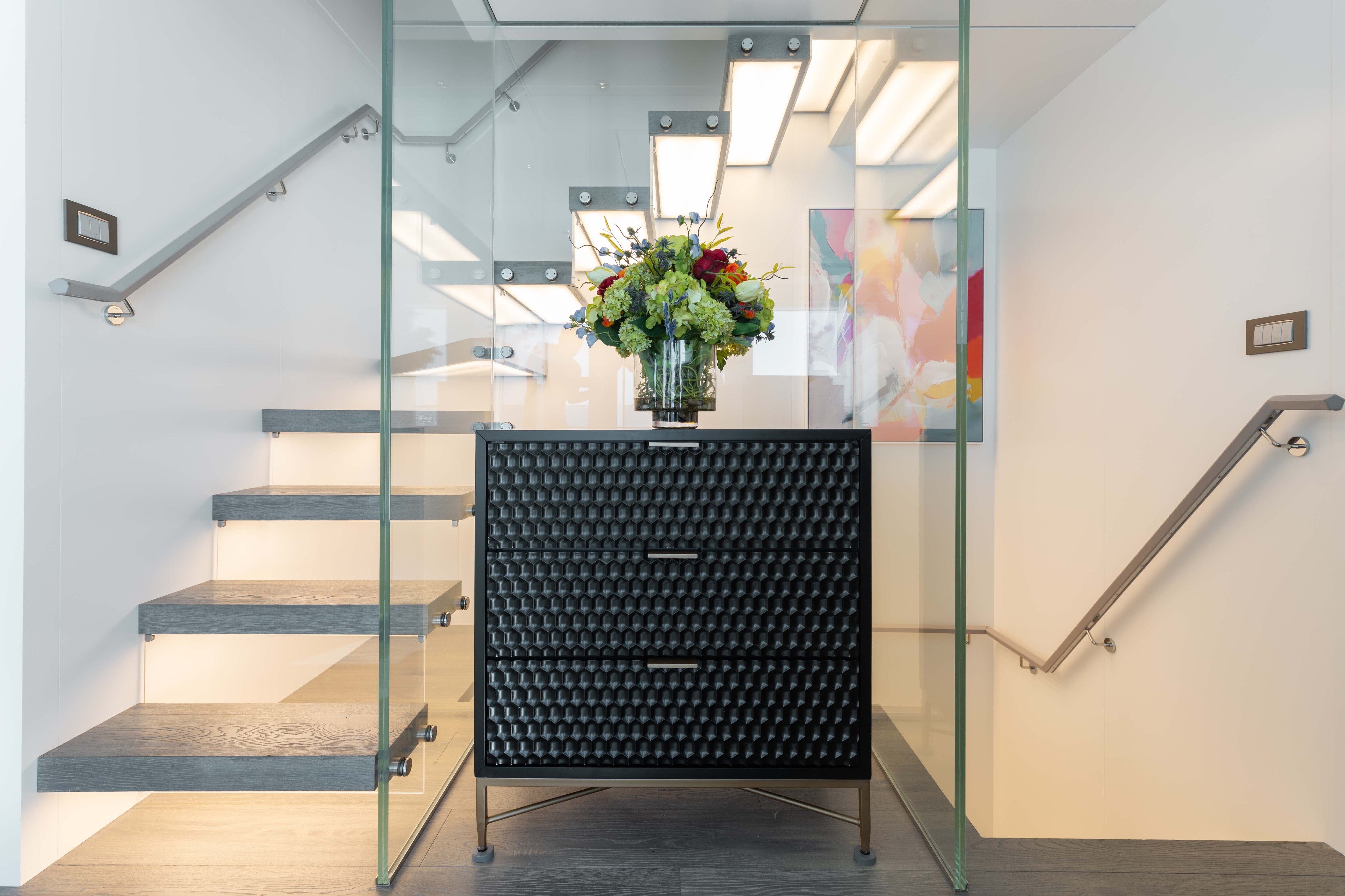 AMORE YACHT FOR CHARTER | FRASER