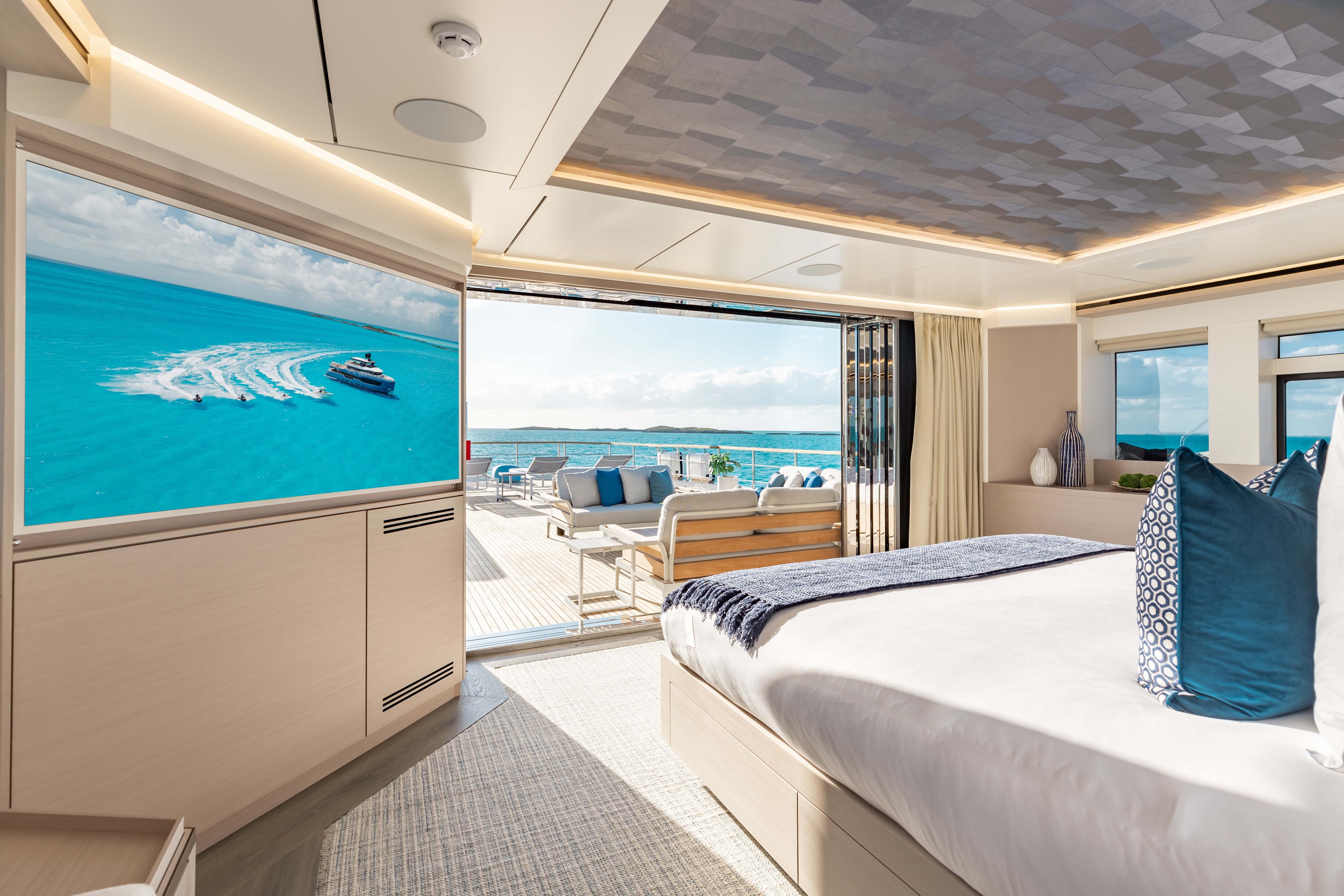 AMORE YACHT FOR CHARTER | FRASER