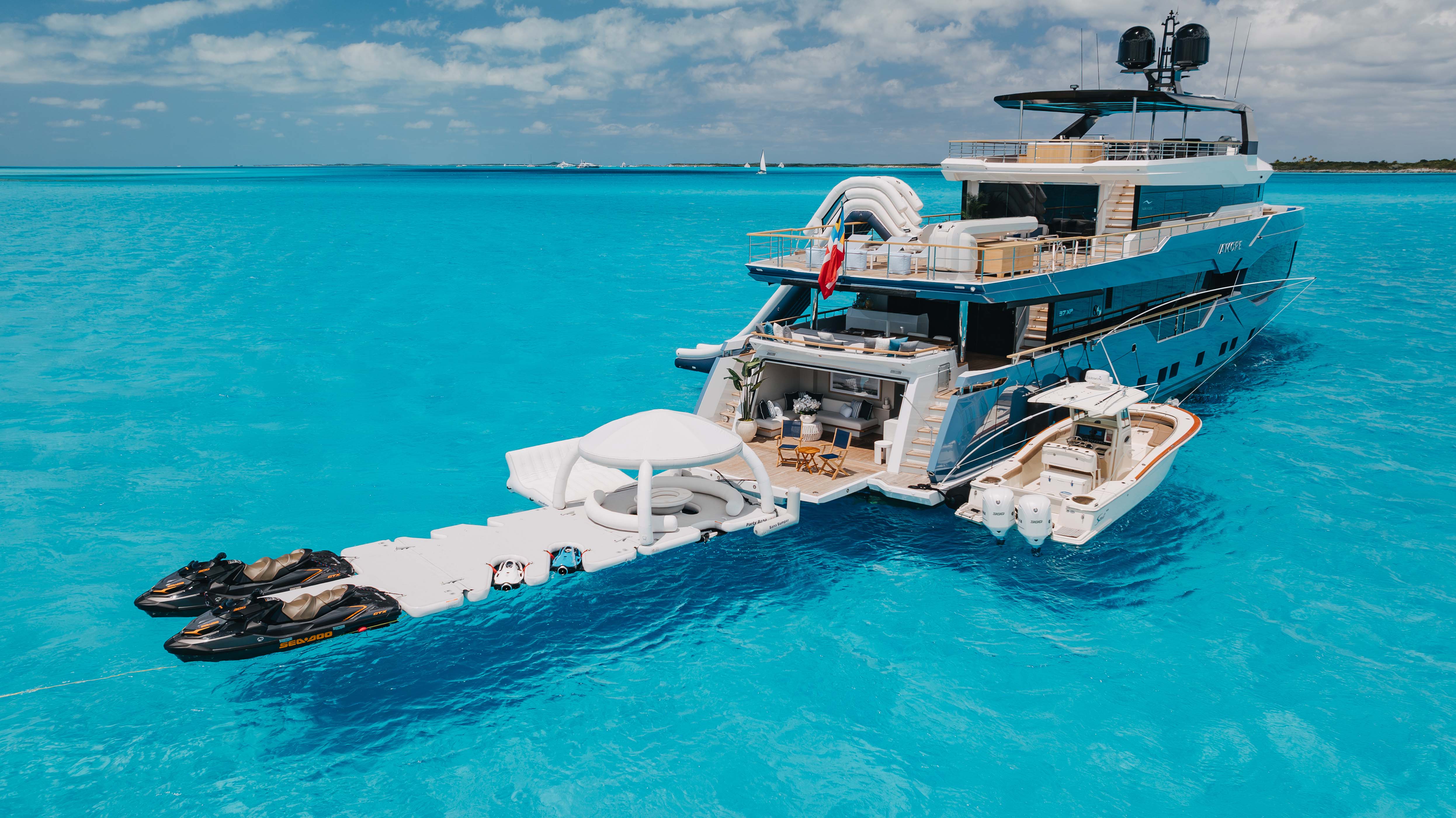 AMORE YACHT FOR CHARTER | FRASER