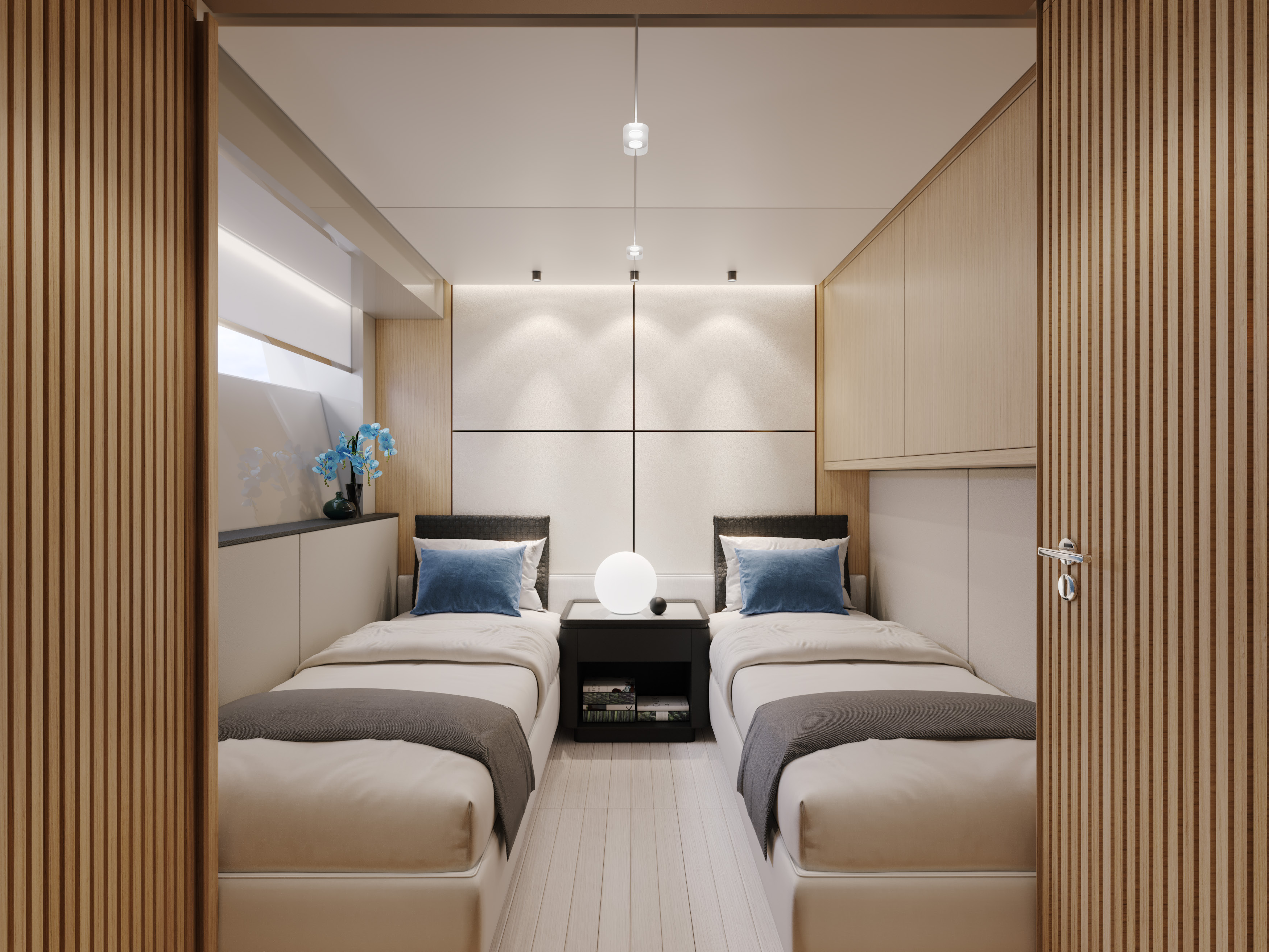 MINI K2 YACHT FOR CHARTER | FRASER