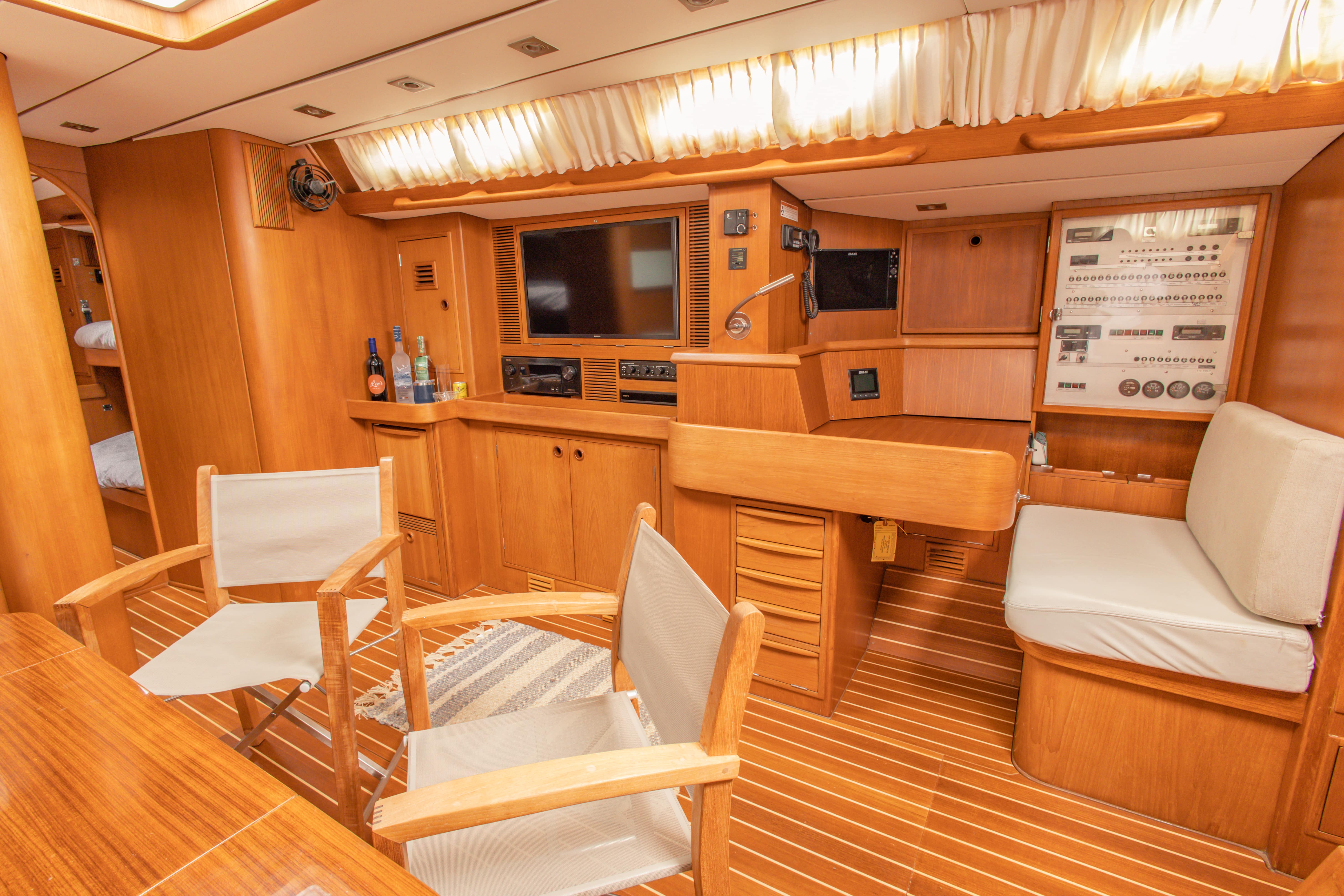 JANE Yacht for Sale | Fraser