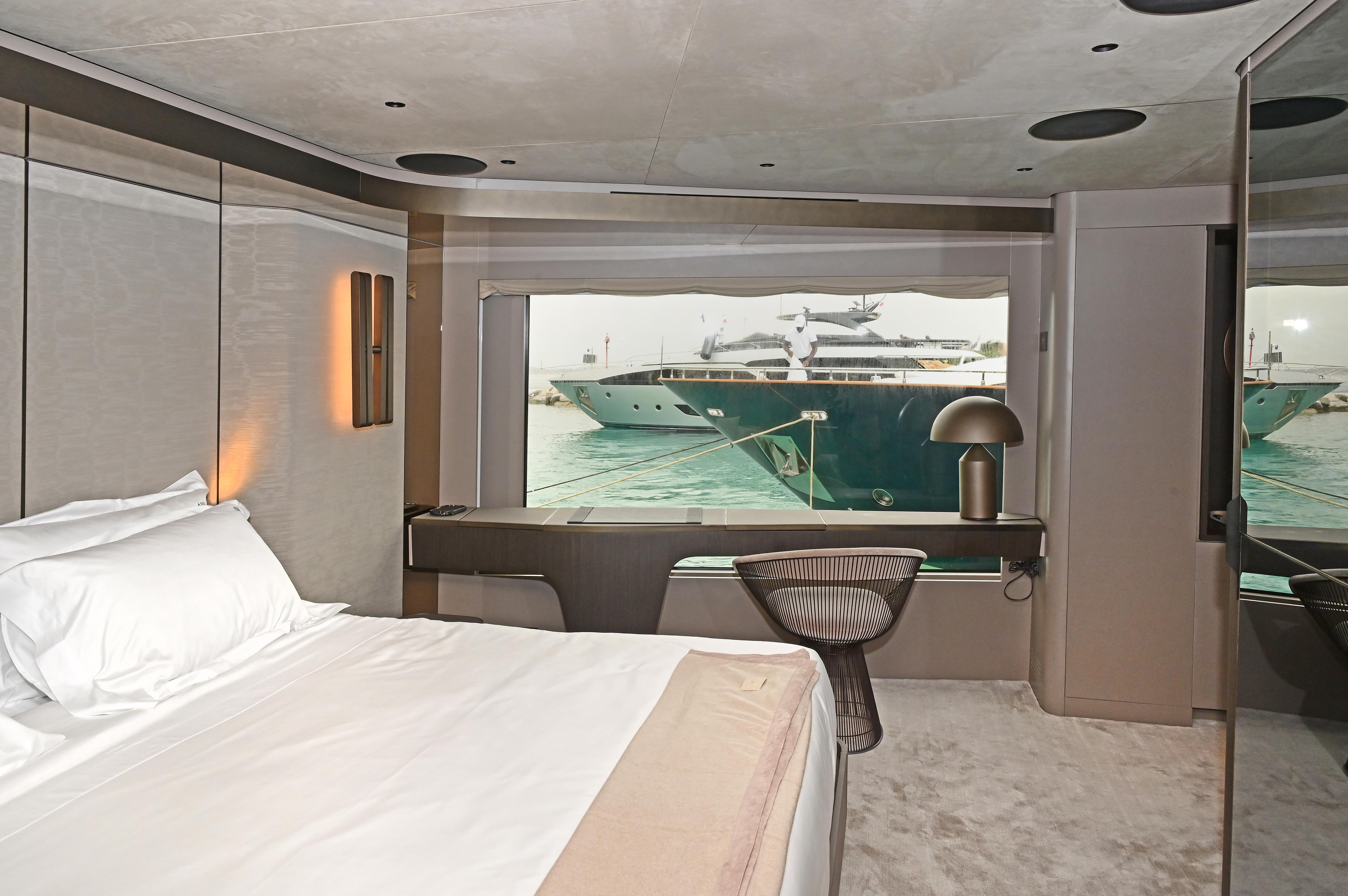 ALMA III YACHT FOR CHARTER | FRASER