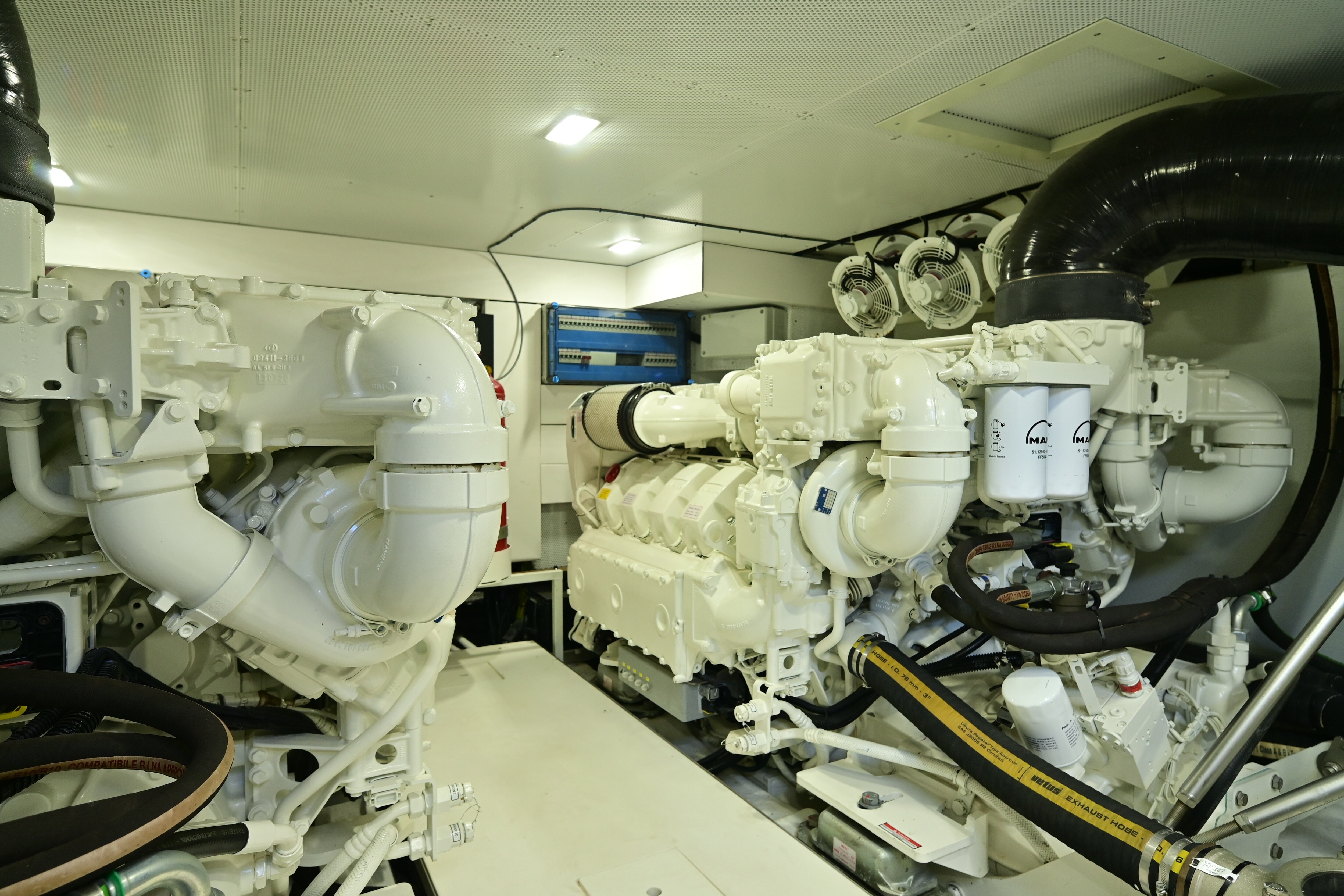 FIRST ELEMENT Yacht for Sale | Fraser