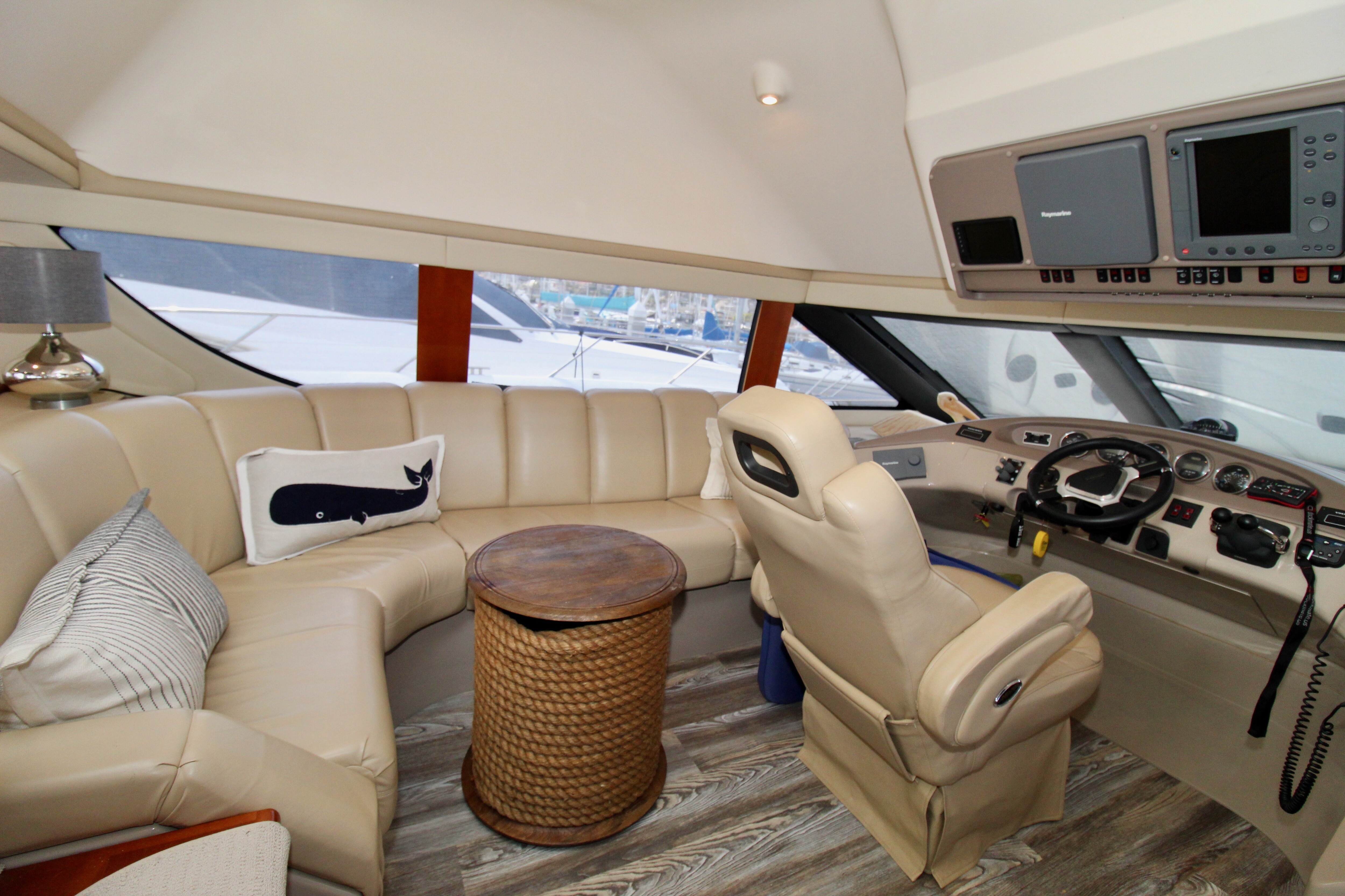 19TH HOLE Yacht | Fraser