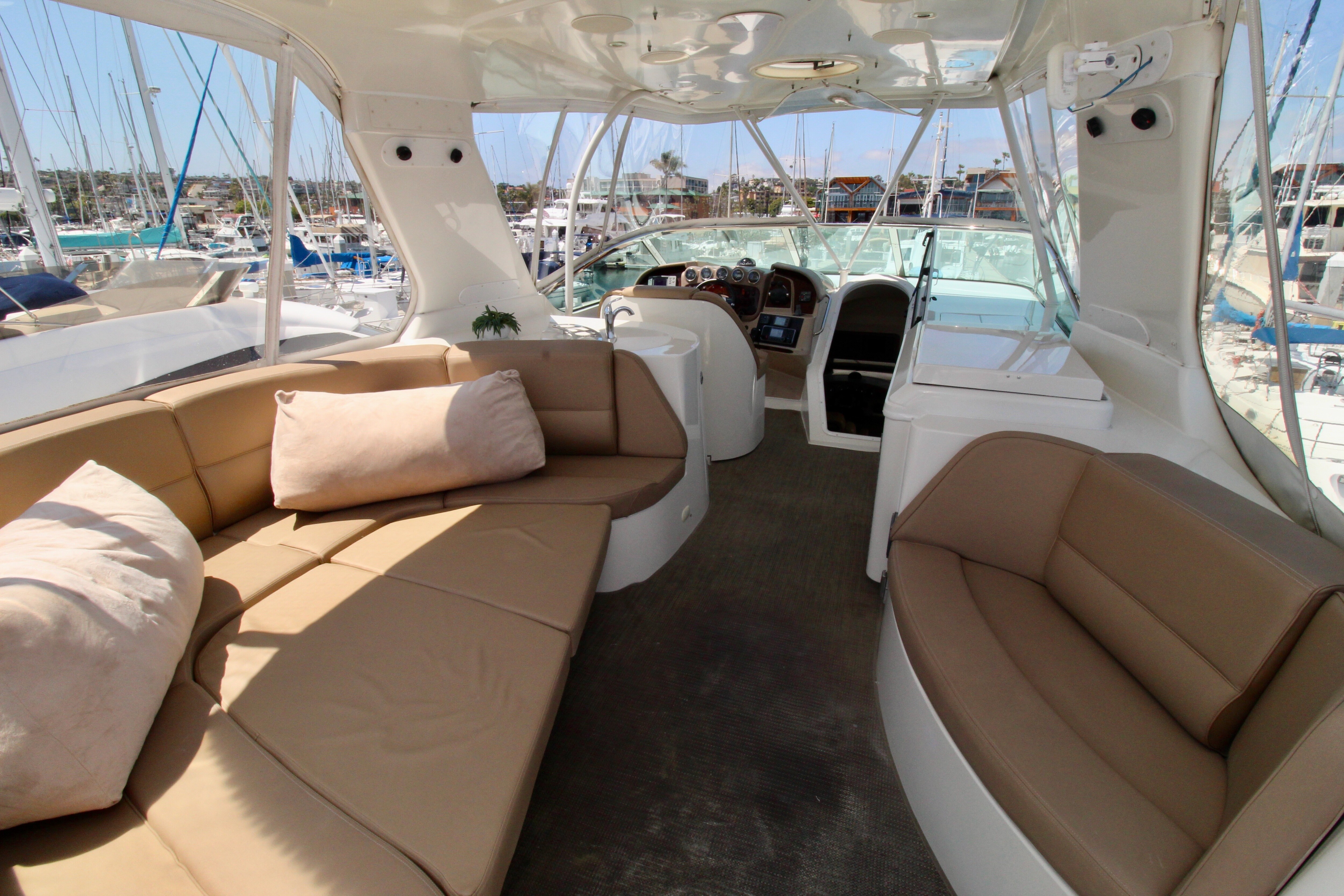 19TH HOLE Yacht | Fraser