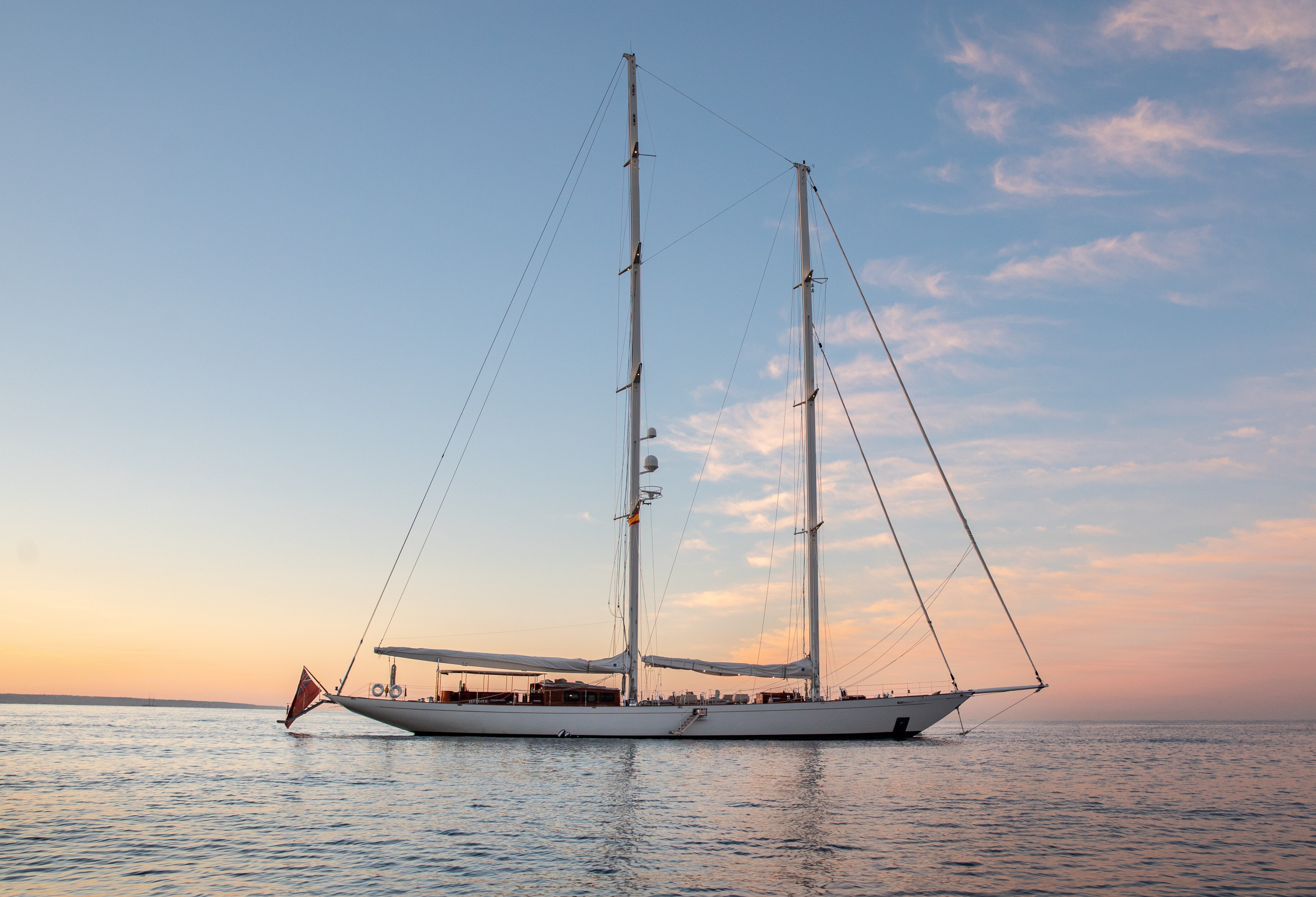GWEILO Yacht for Sale | Fraser