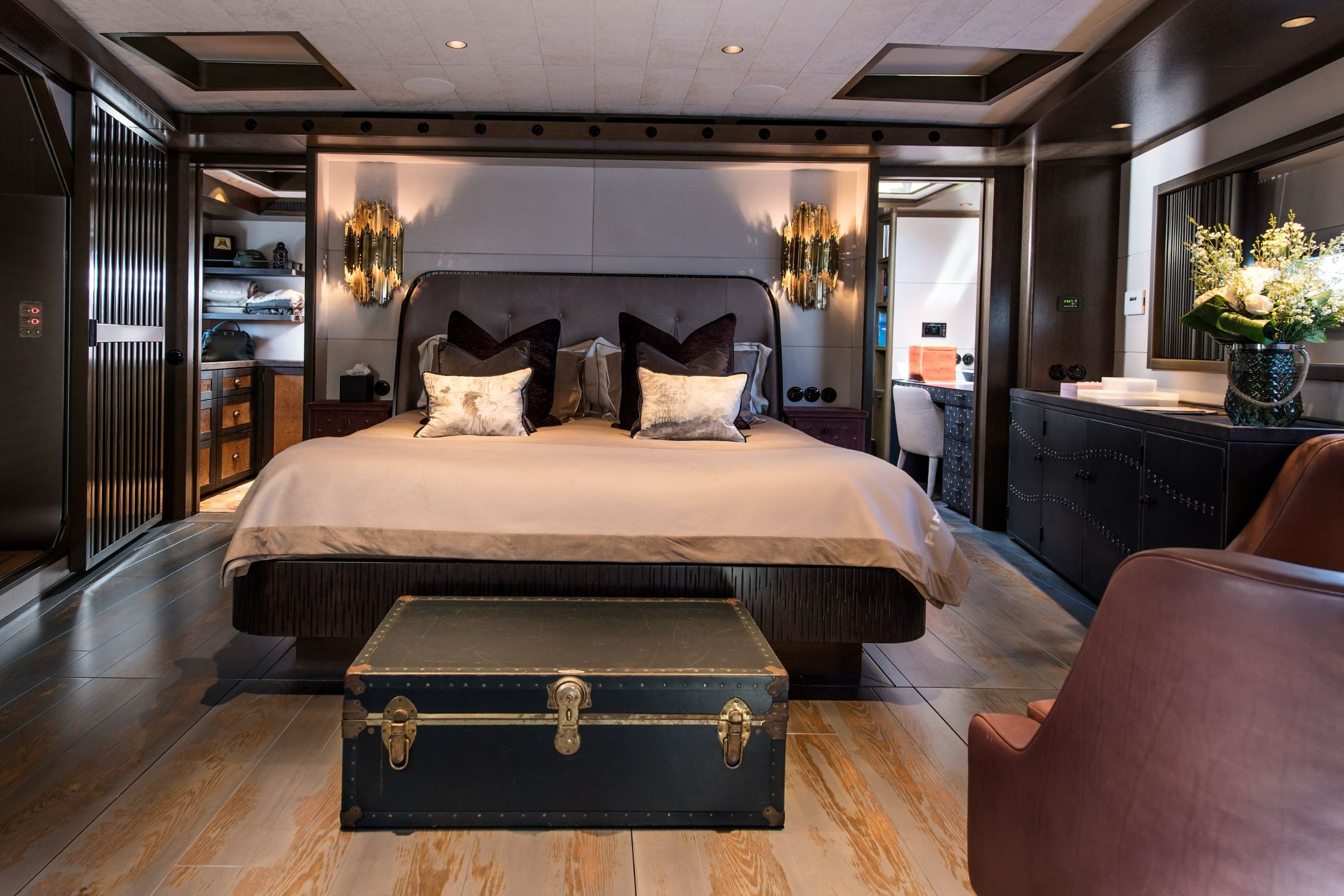 PINK GIN VI Yacht for Sale | Fraser