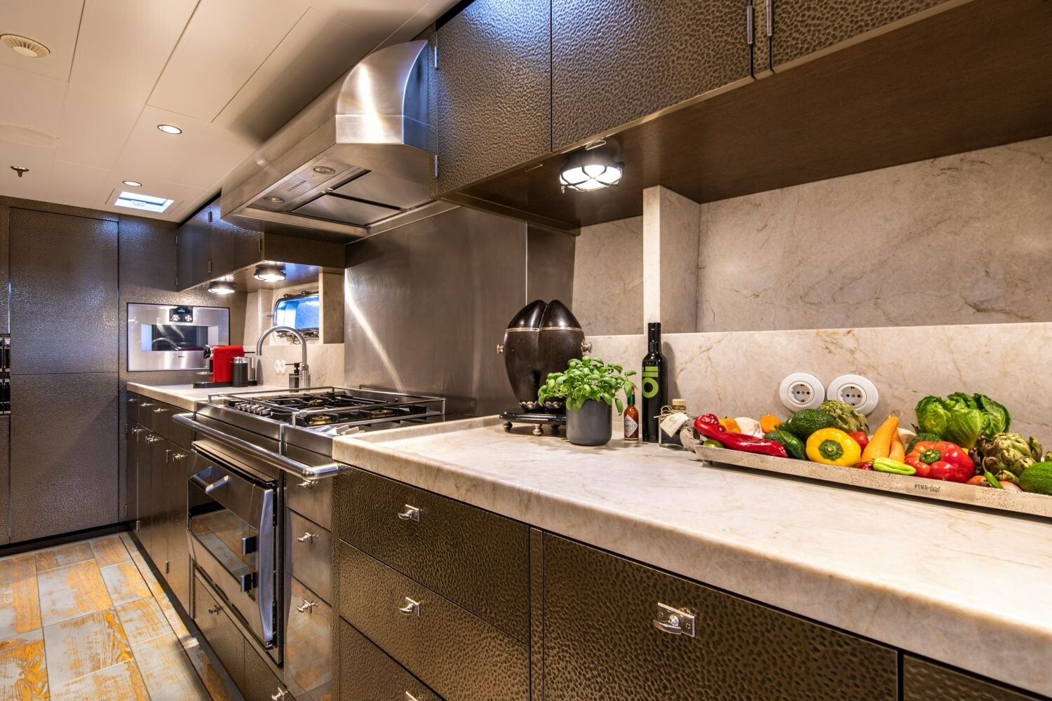 PINK GIN VI Yacht for Sale | Fraser