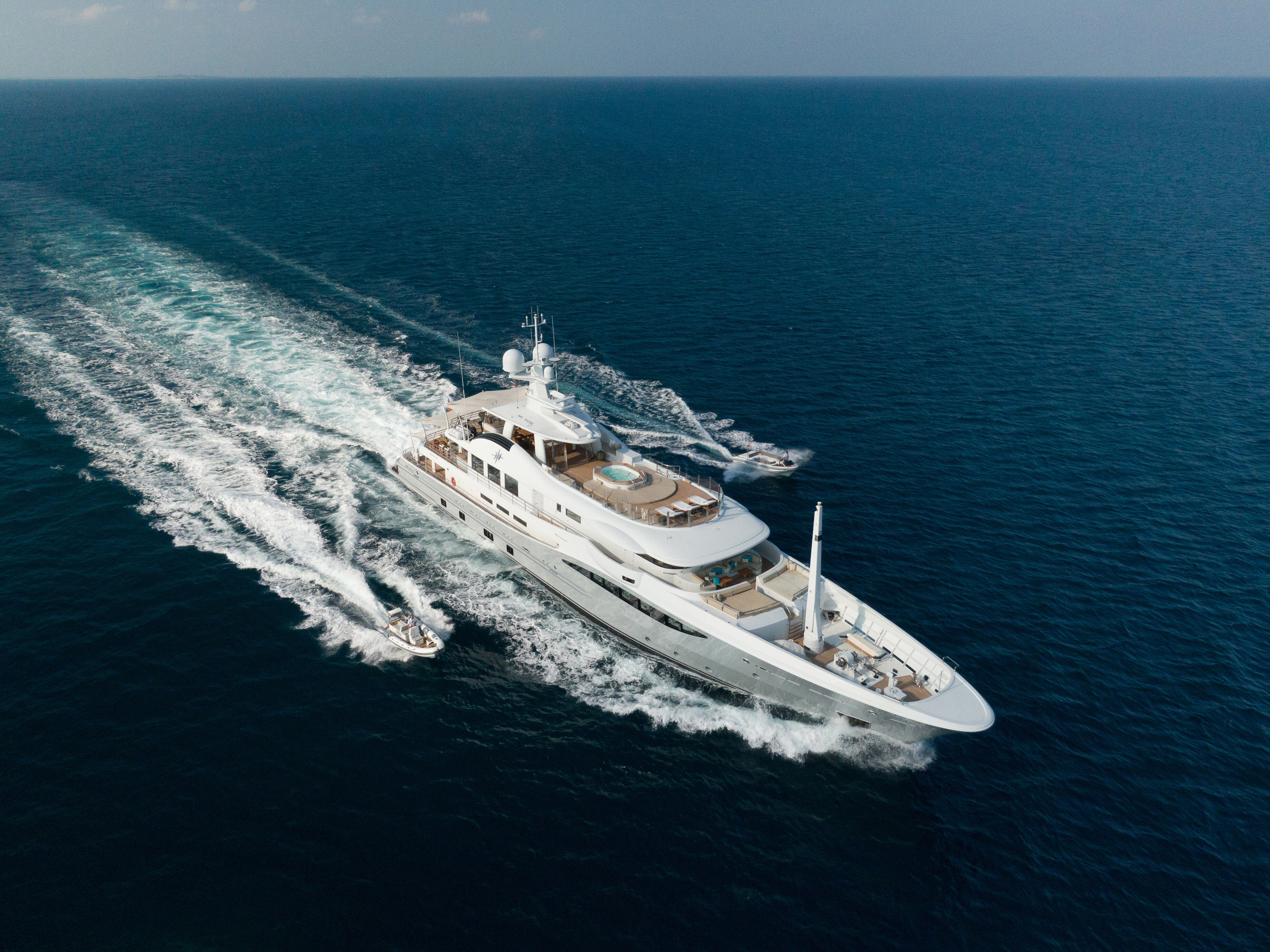 DEEP BLUE Yacht for Sale | Fraser