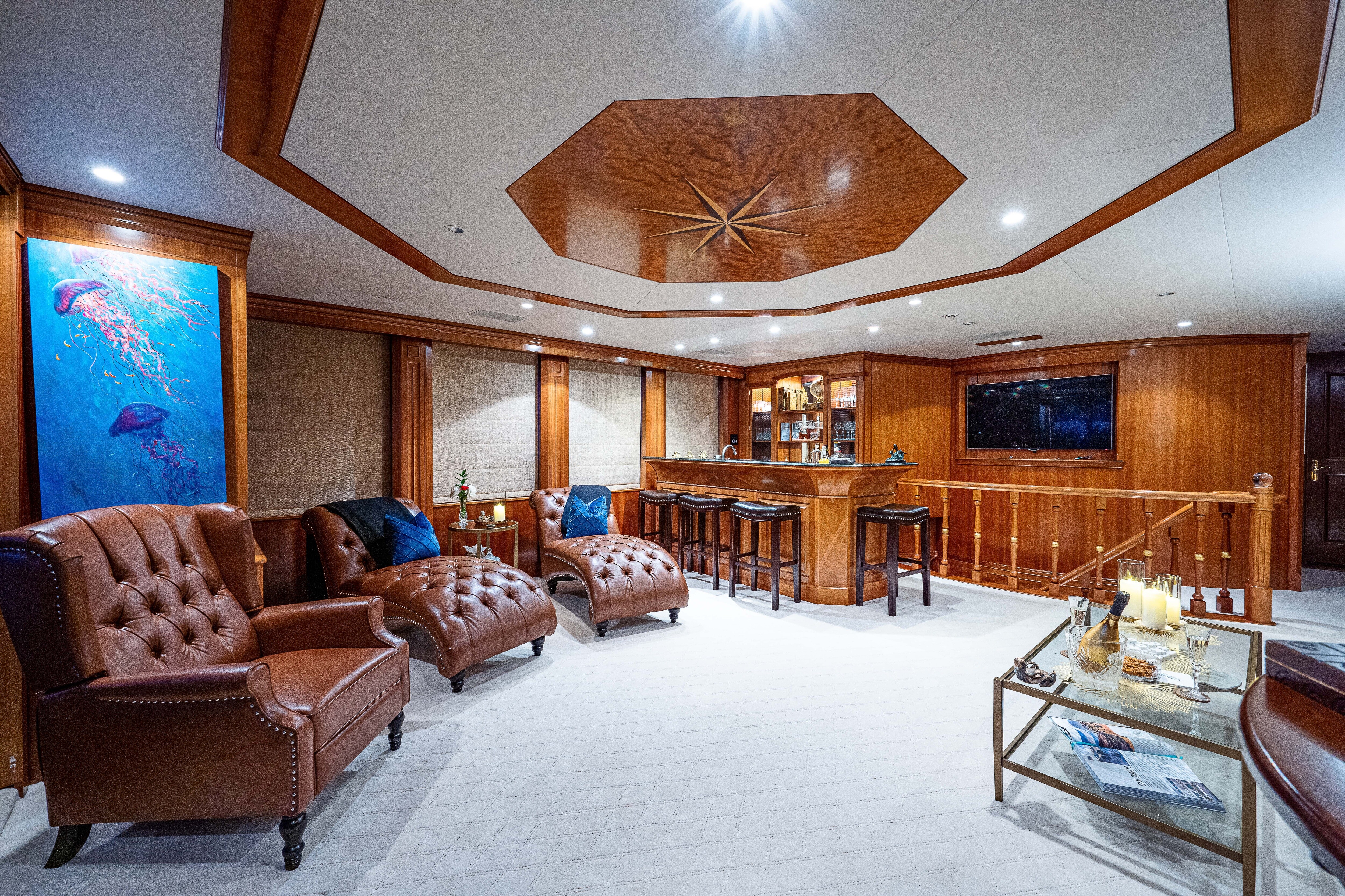 PACKAGE DEAL Yacht | Fraser