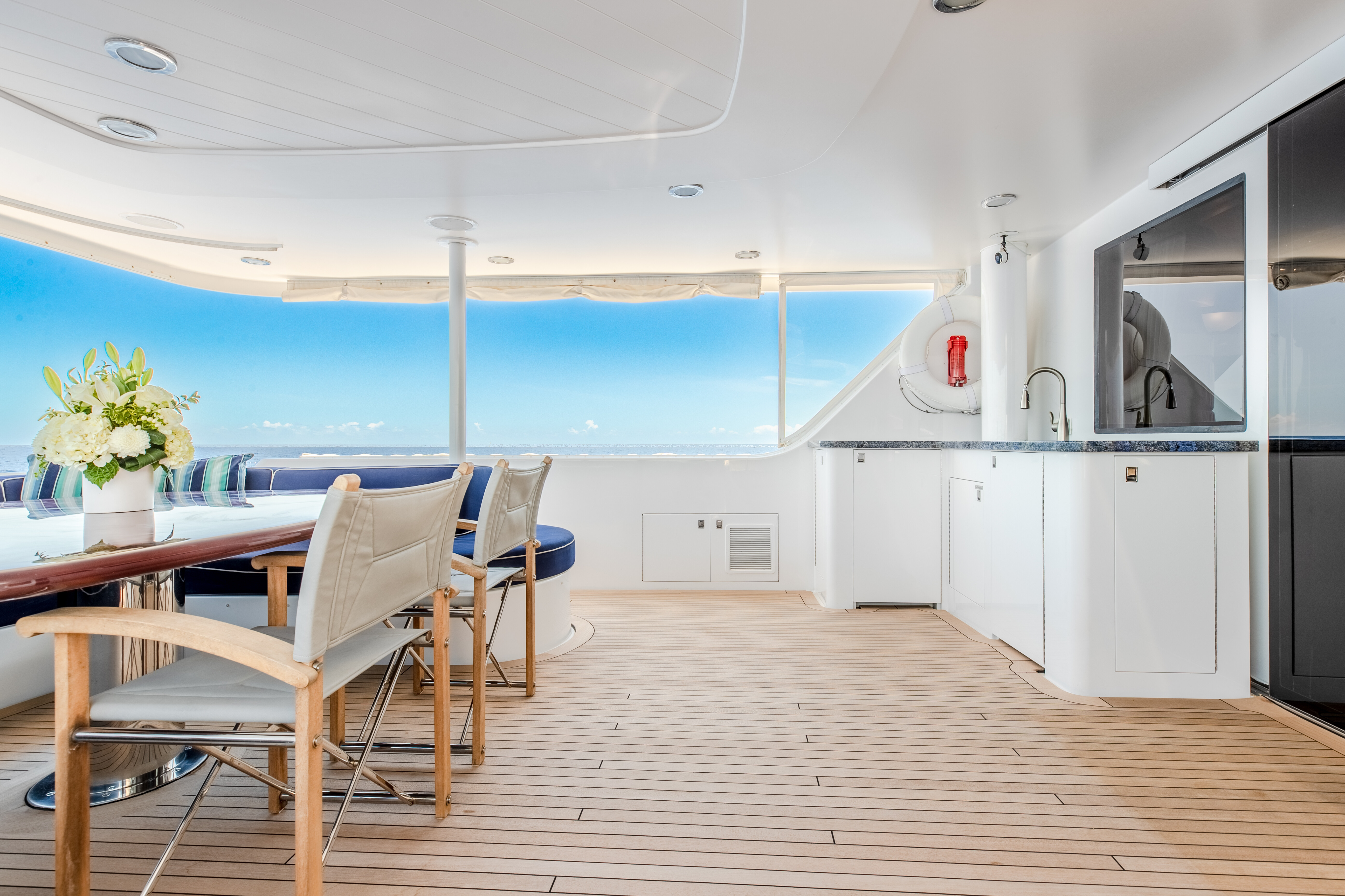 CHECKERED PAST Yacht | Fraser