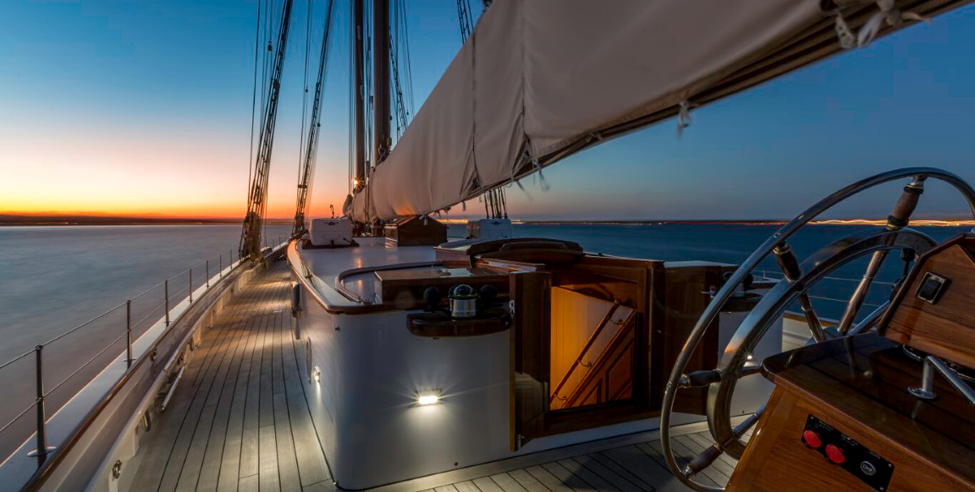 COLUMBIA Yacht for Sale | Fraser