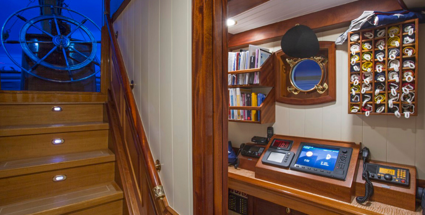 COLUMBIA Yacht for Sale | Fraser