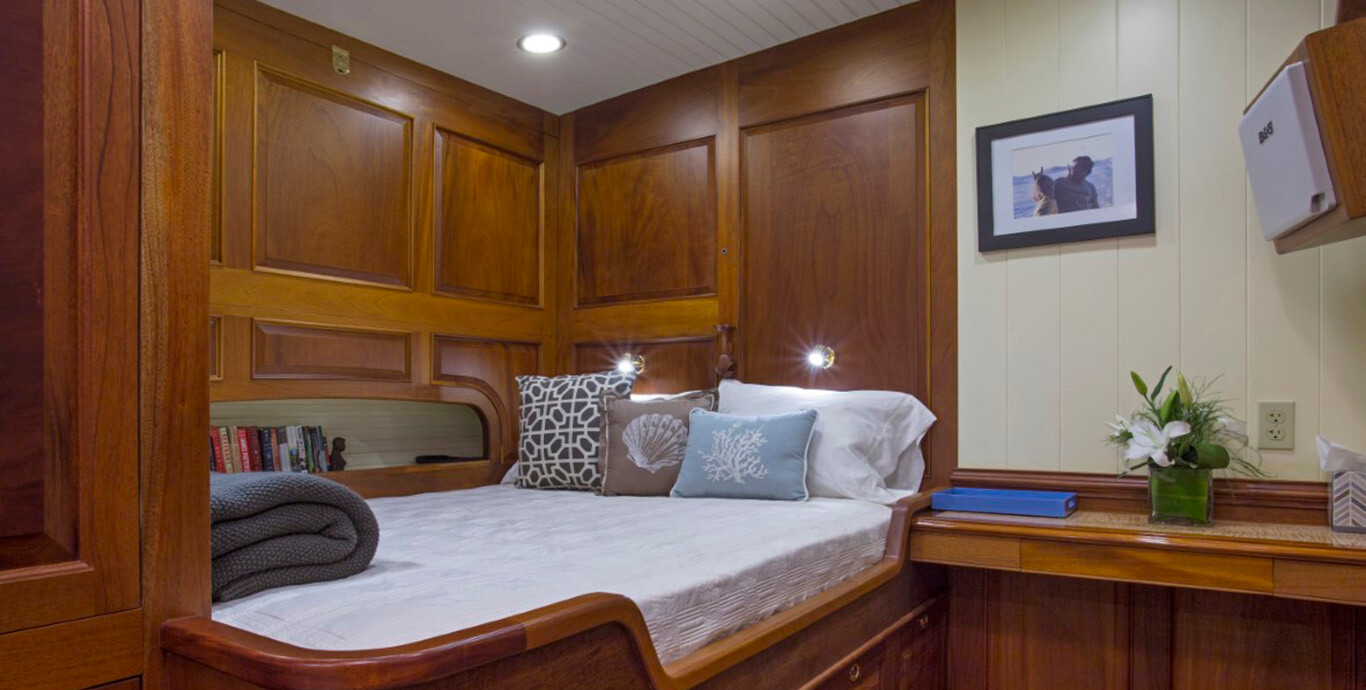 COLUMBIA Yacht for Sale | Fraser