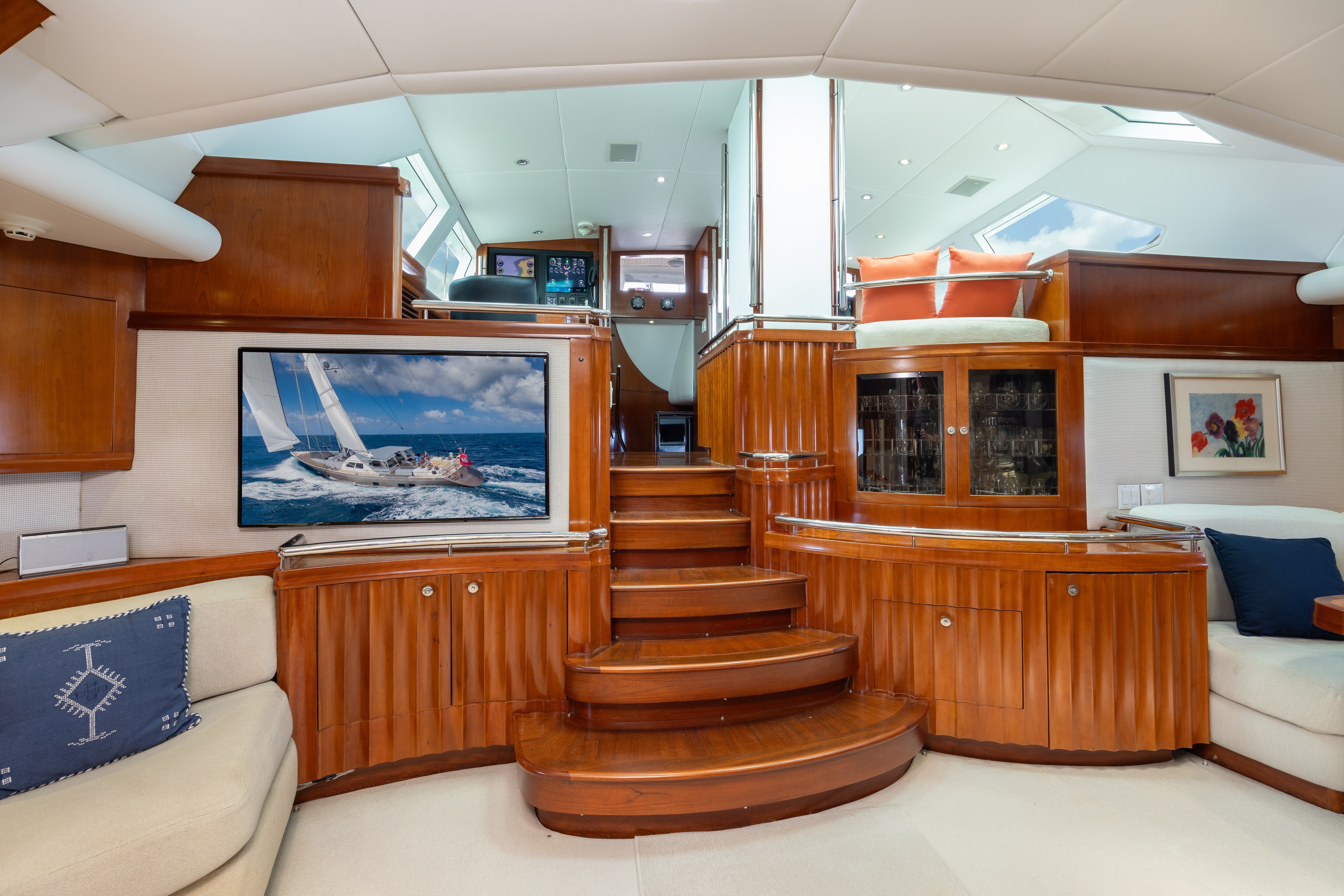 VAGABOND Yacht | Fraser