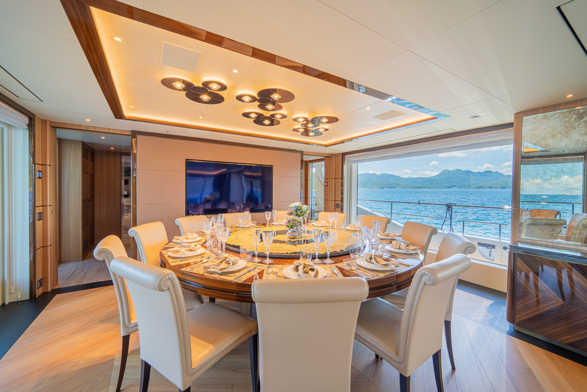 GOOD DAY Yacht for Sale | Fraser