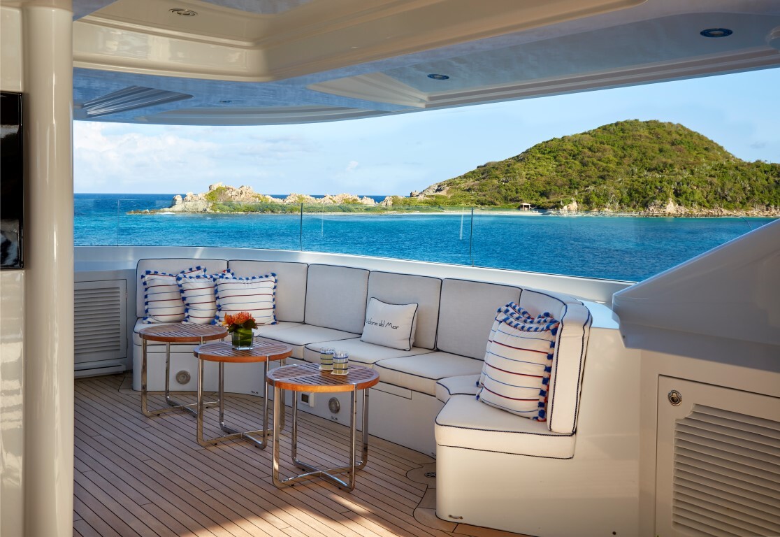 VICTORIA DEL MAR YACHT FOR CHARTER | FRASER