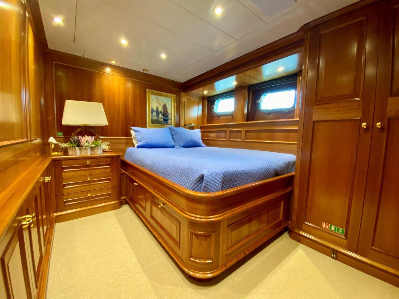 COASTAL DRIFTER Yacht | Fraser