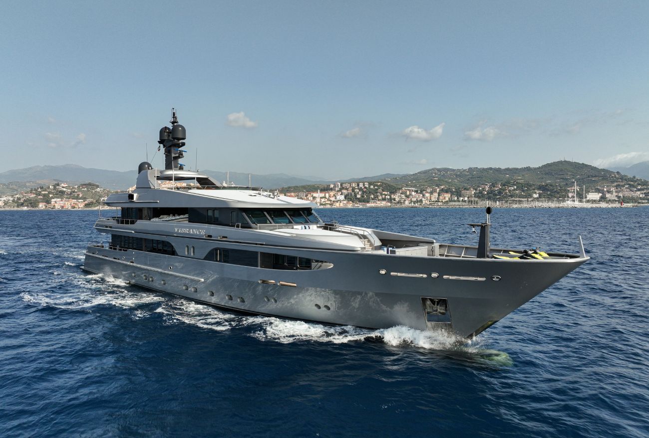Fraser | Luxury Yachts for Sale, Charter, Management, Construction