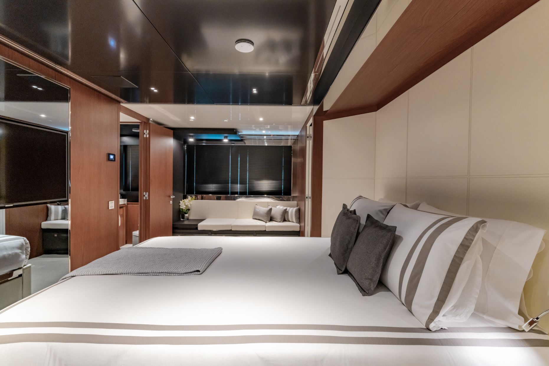 BEYOND BEYOND Yacht | Fraser