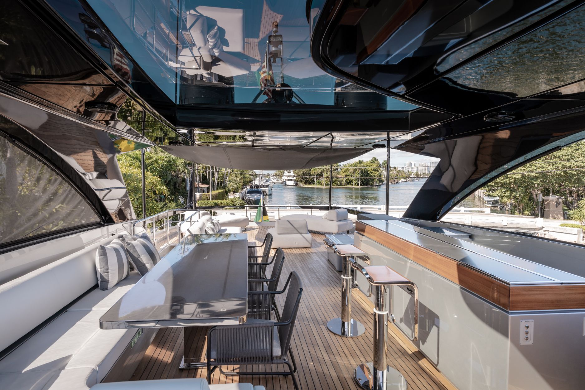 BEYOND BEYOND Yacht | Fraser