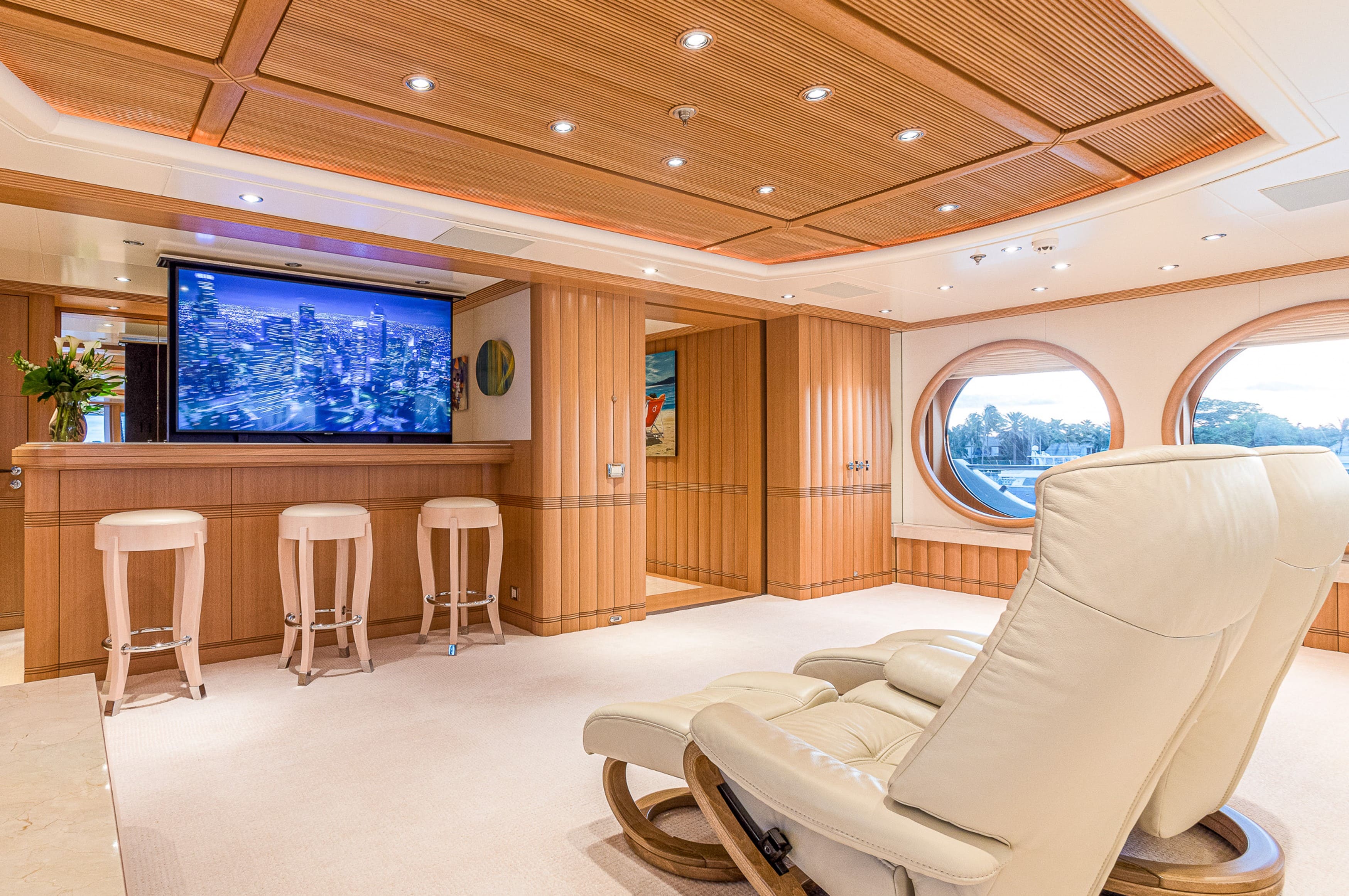 MARIA Yacht for Sale | Fraser